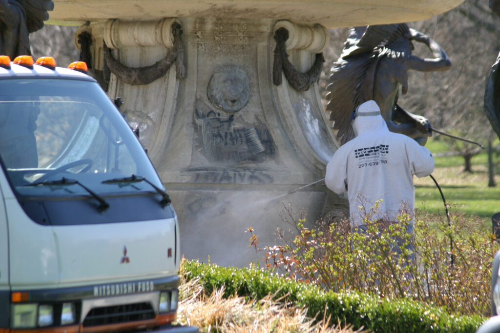 5 Worst Mistakes in DIY Graffiti Removal | Off The Wall