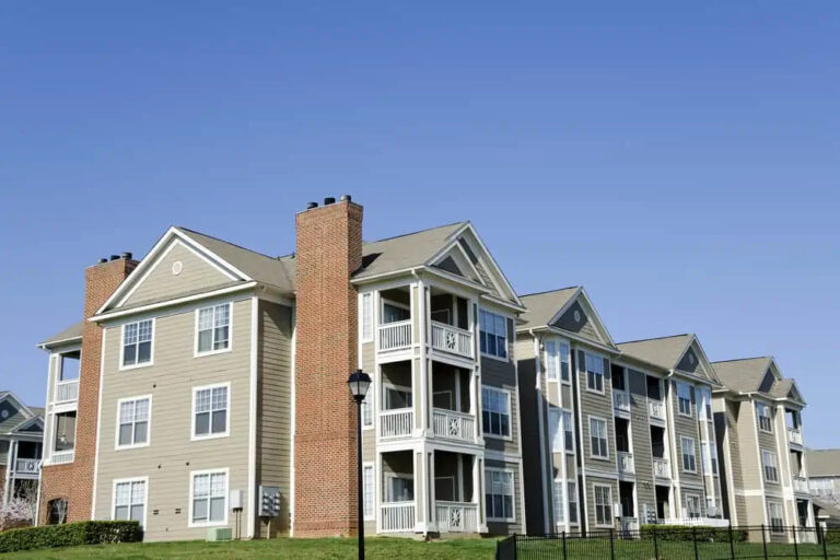 The Perks of Regular Condo Association Power Washing